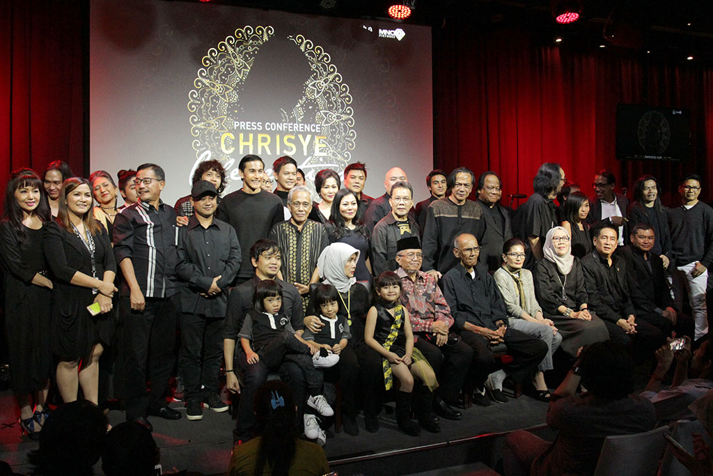 Mengenang Sang Legenda 11 Tahun Kepergian Chrisye – Visual Indonesia